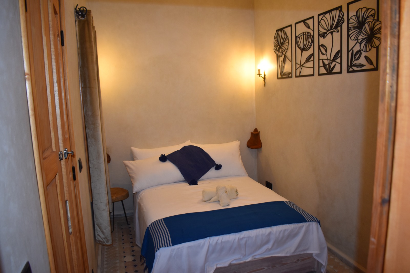 Budget Double Room Booking - Riad Magantique